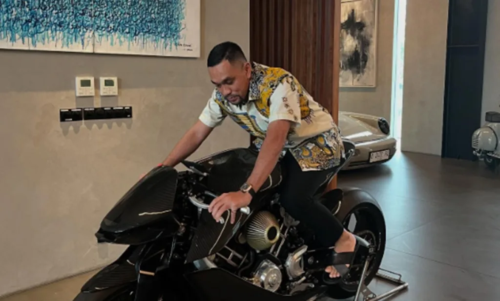 Ahmad Sahroni Jadi Sorotan, Kekayaan Fantastis Capai Rp 328 Miliar - Bukamata.id