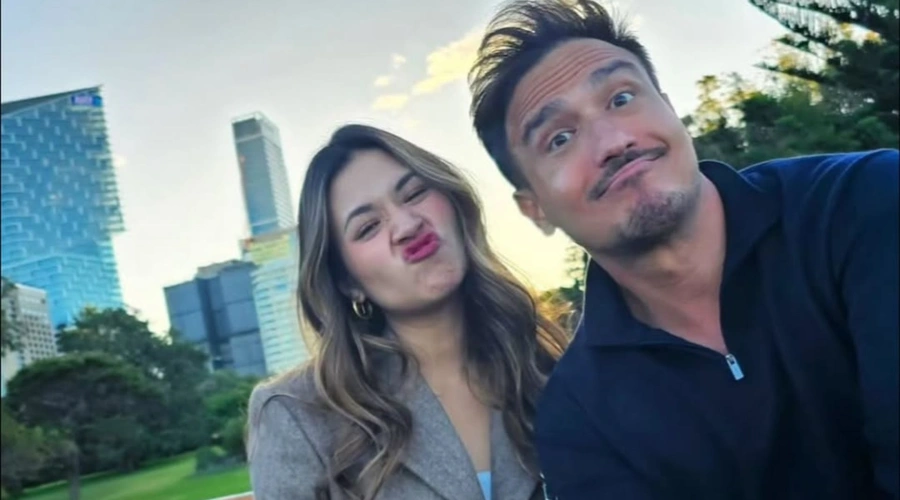 Perjalanan Cinta Raisa dan Hamish Daud: Dari Rekan Kerja Hingga ...